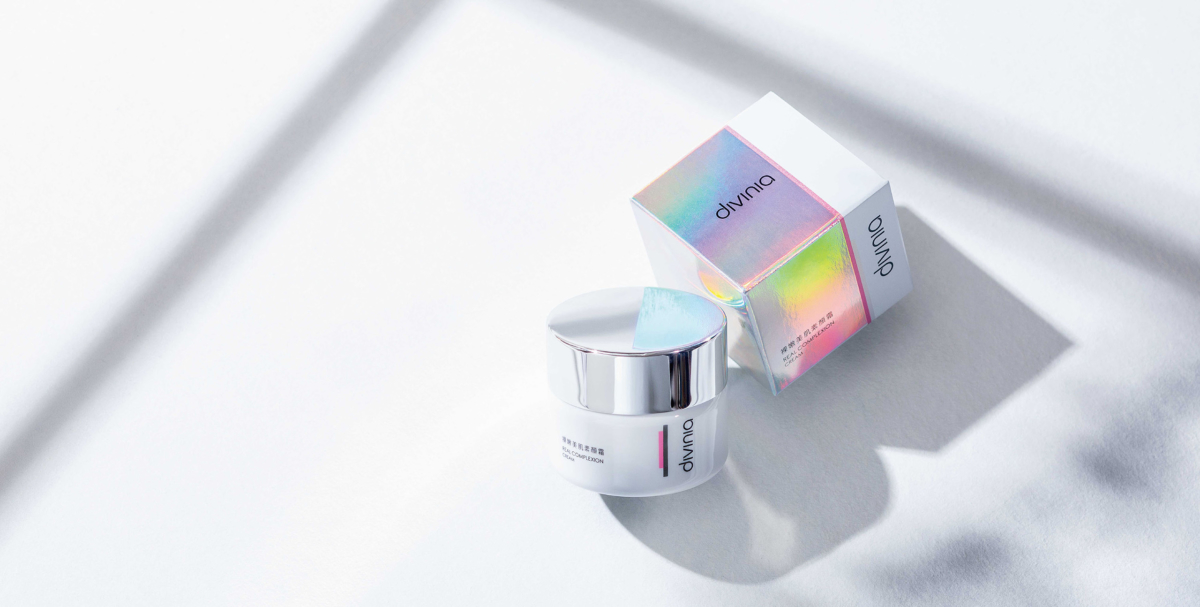 Cosmetics Foundation Packaging Design - divinia | ebg